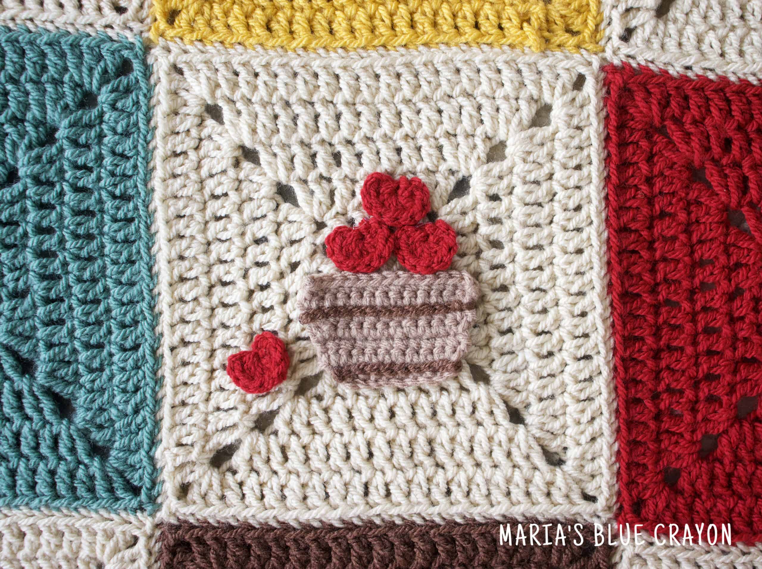 Crochet Apple Basket Applique Pattern - Maria's Blue Crayon