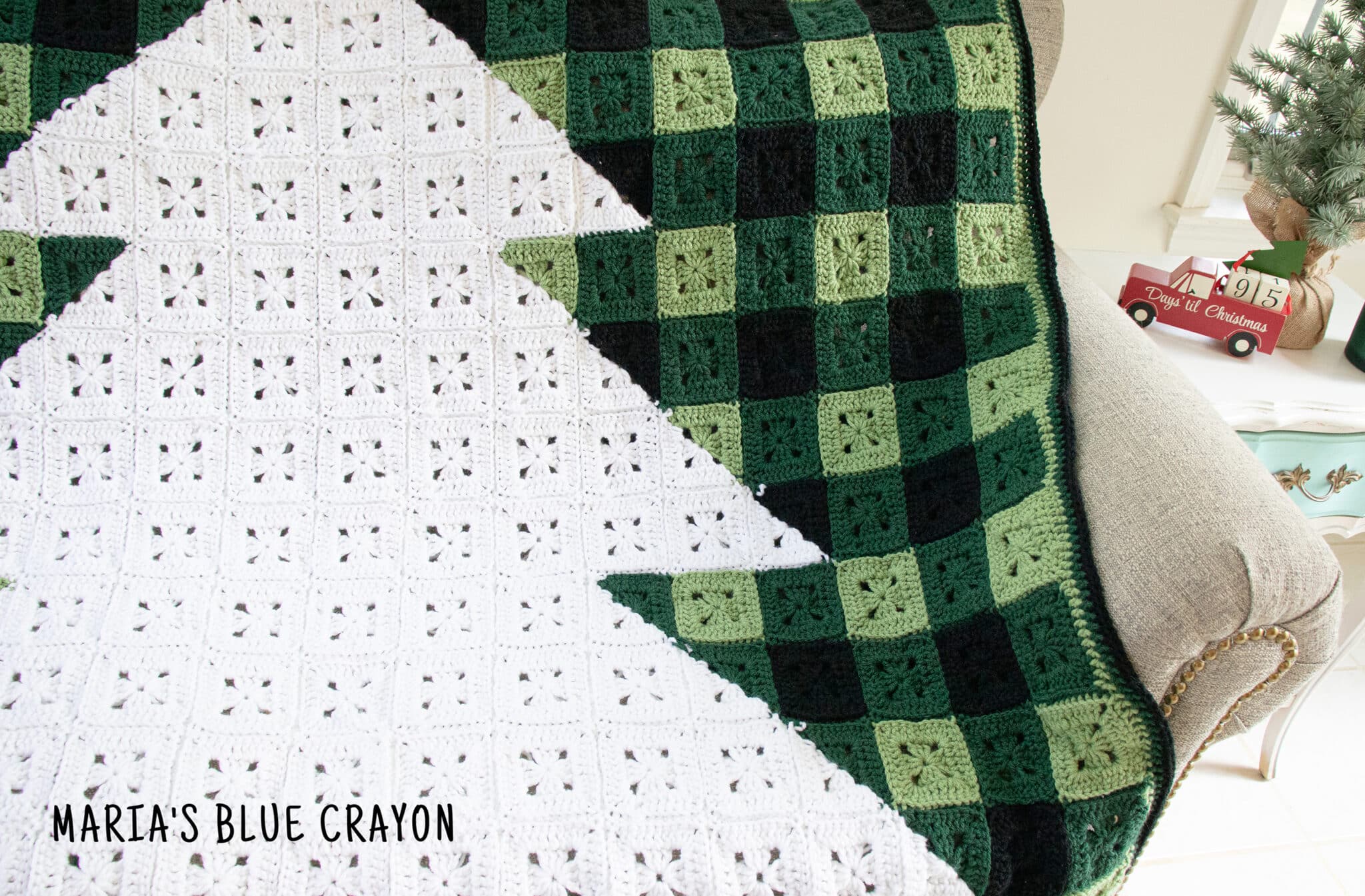 Crochet Plaid Tree Blanket Pattern - Maria's Blue Crayon
