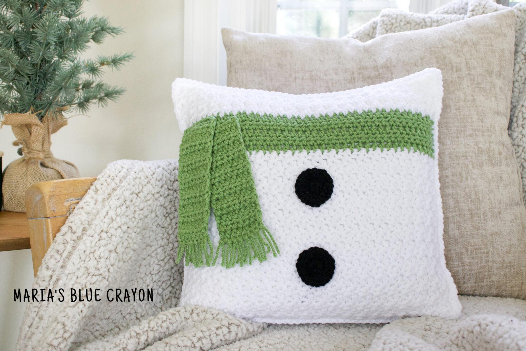 Easy Crochet Snowman Pillow Pattern - Maria's Blue Crayon