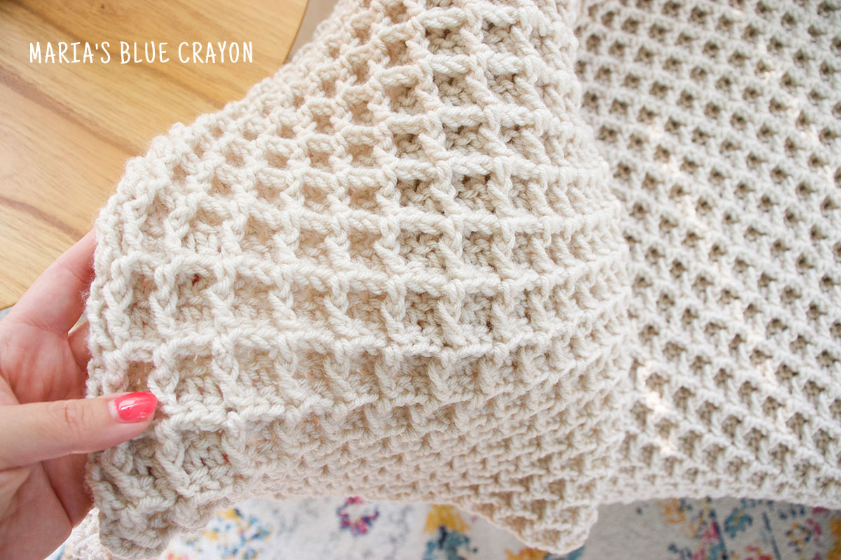 Waffle Stitch Crochet Blanket Pattern (with Video Tutorial) - Maria's ...